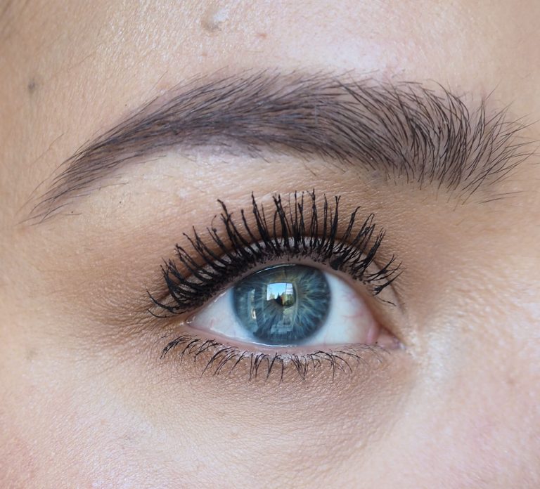 DIY Ripsiseerumi, katso mun salainen ainesosa jolla ripset kasvaa!